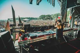 CloZee talks inspirations, her defining moment, and debut studio album ...