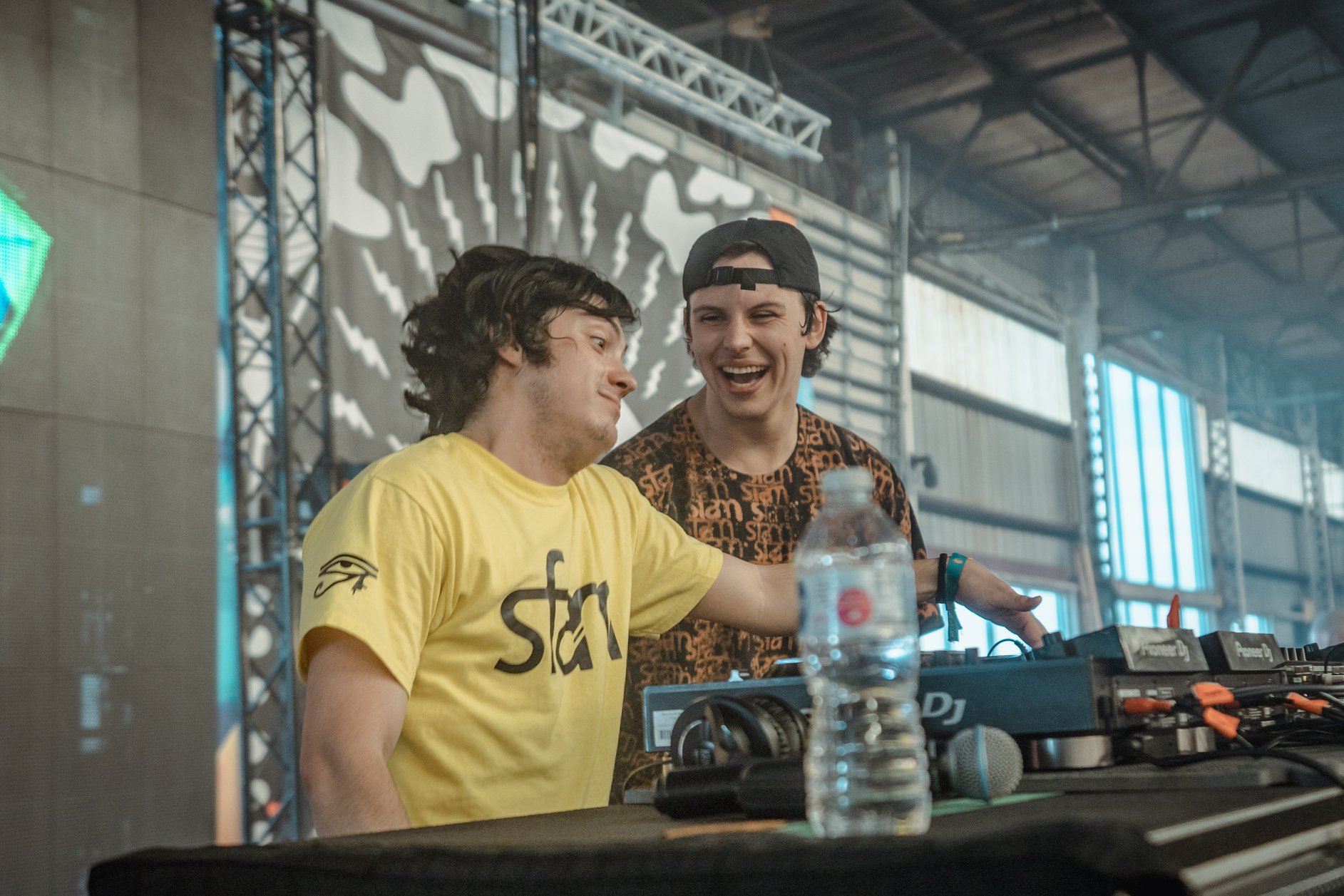 sfam define minimal trap on new all-original solo EP, 'Forefront' via ...